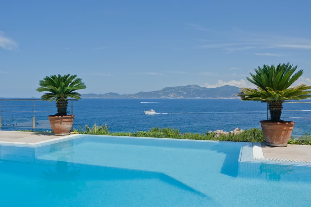 Self-catering holiday rentals with private pools in France | Pure France