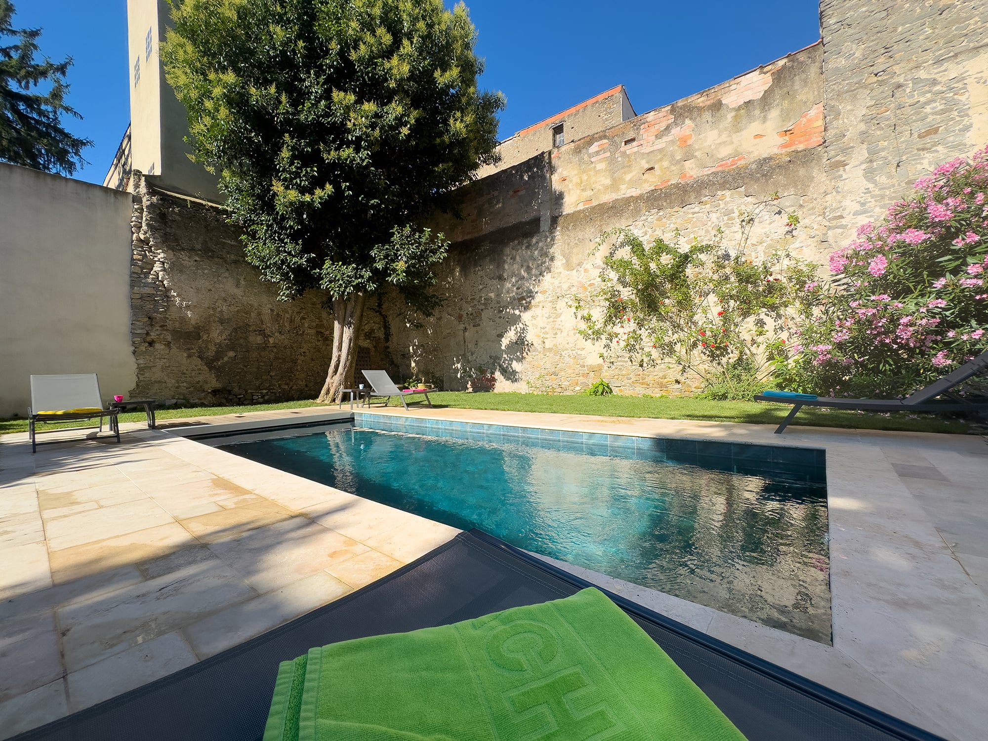 Holiday home with private heated pool in France | Maison du Cœur