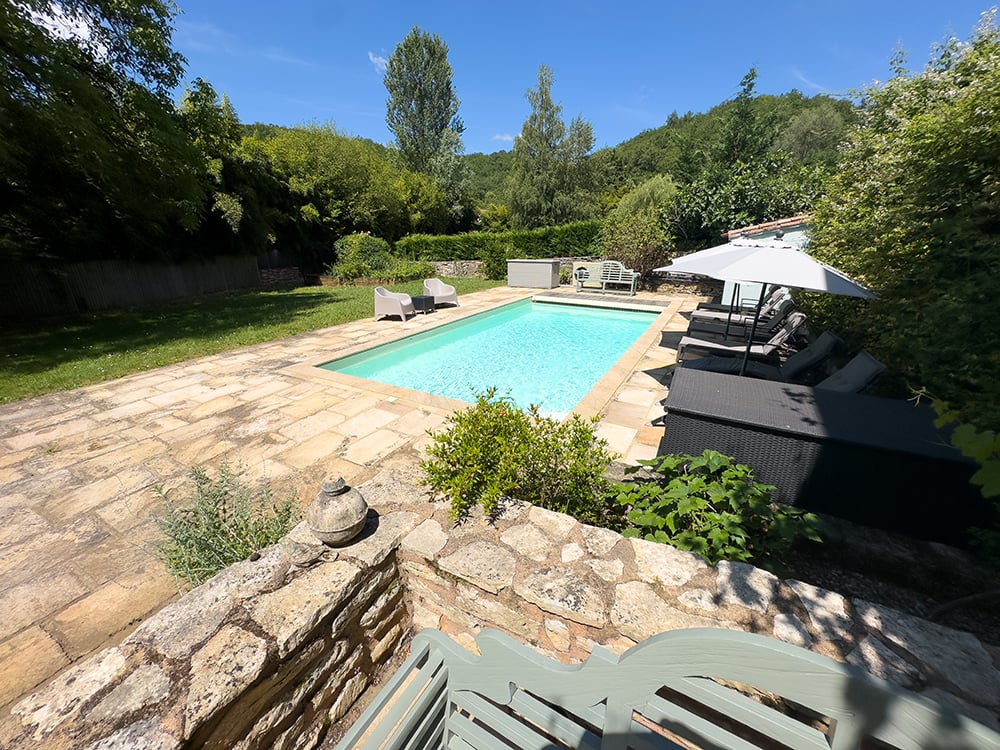 Holiday home with private pool in France | L'Ancien Presbytère