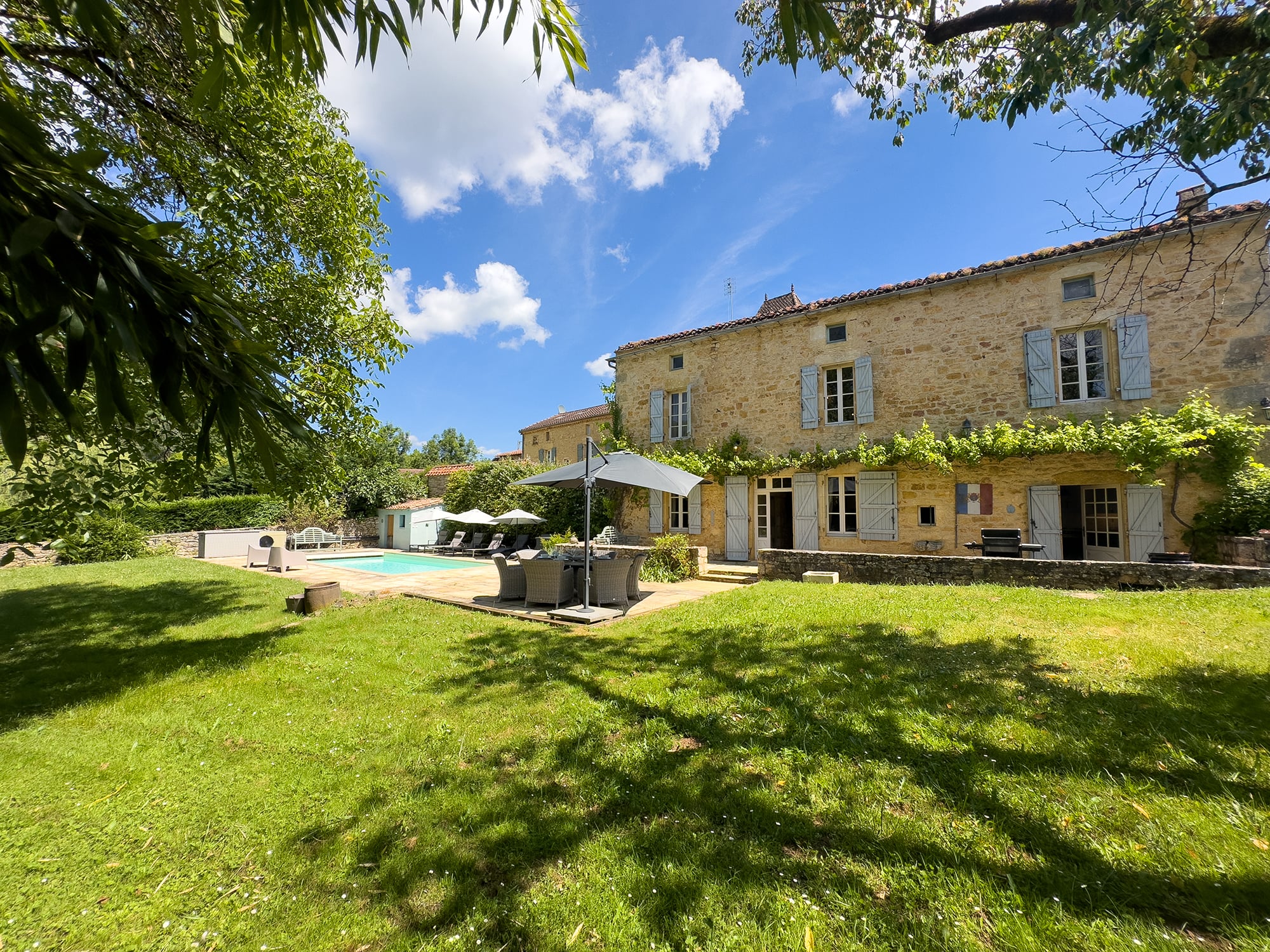 Self-catering holiday rentals with private pools in France | Pure France