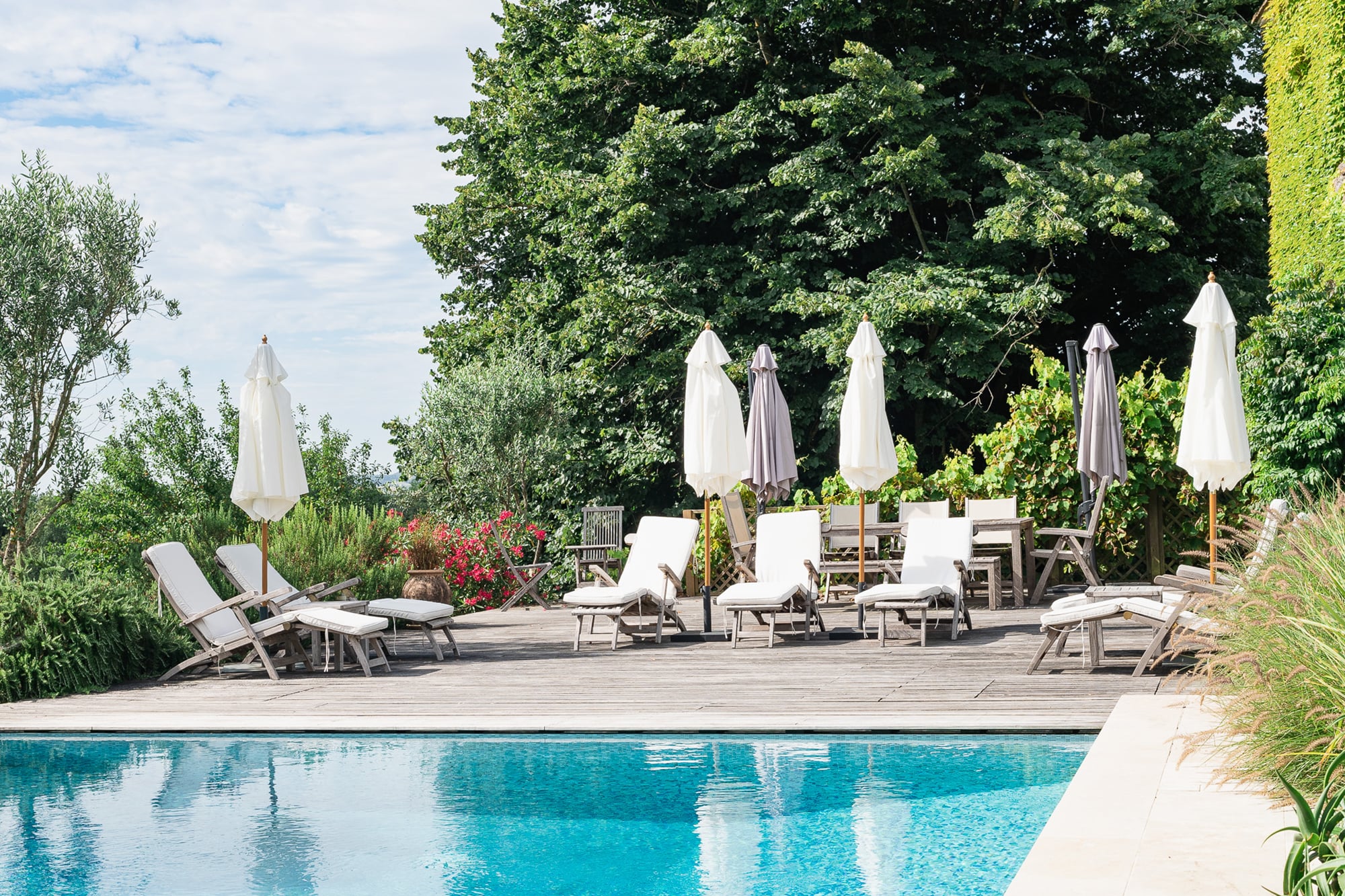 Holiday château with private heated pool in France | Château Mézard