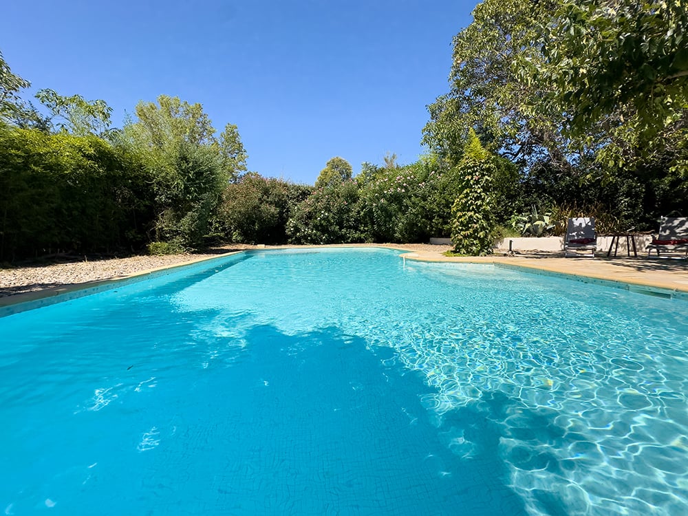 Holiday home with private pool in France | Mas de Lozanne